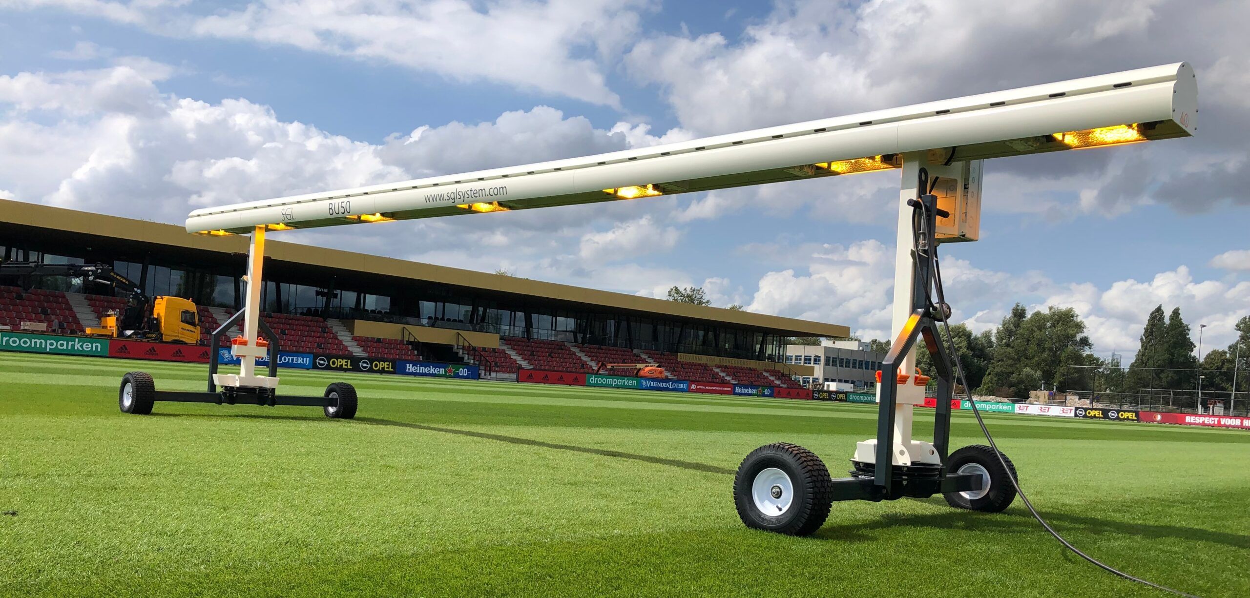 Budget turf grow lighting system launched | Stadia Magazine